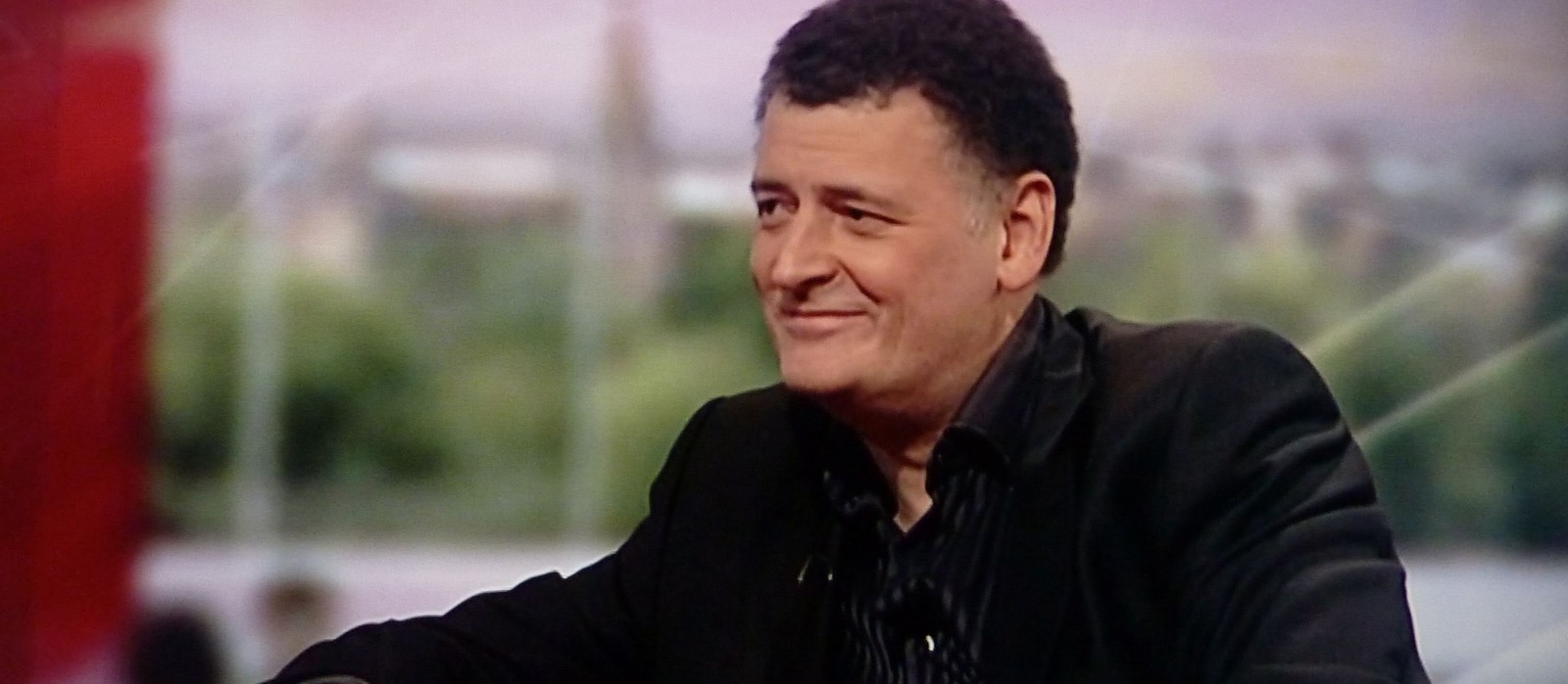 Doctor Who : Steven Moffat part, Chris Chibnall revient