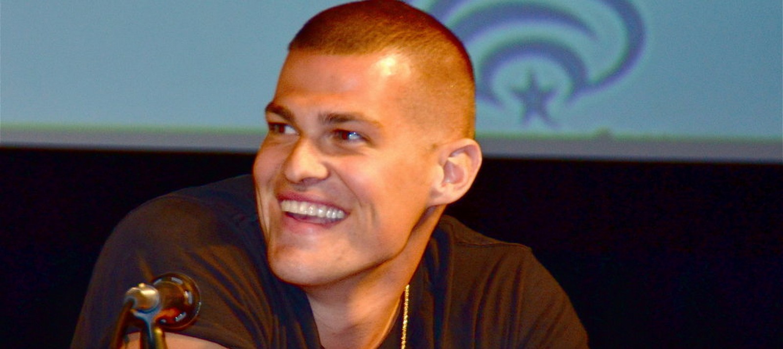 The Flash : Greg Finley sera Girder