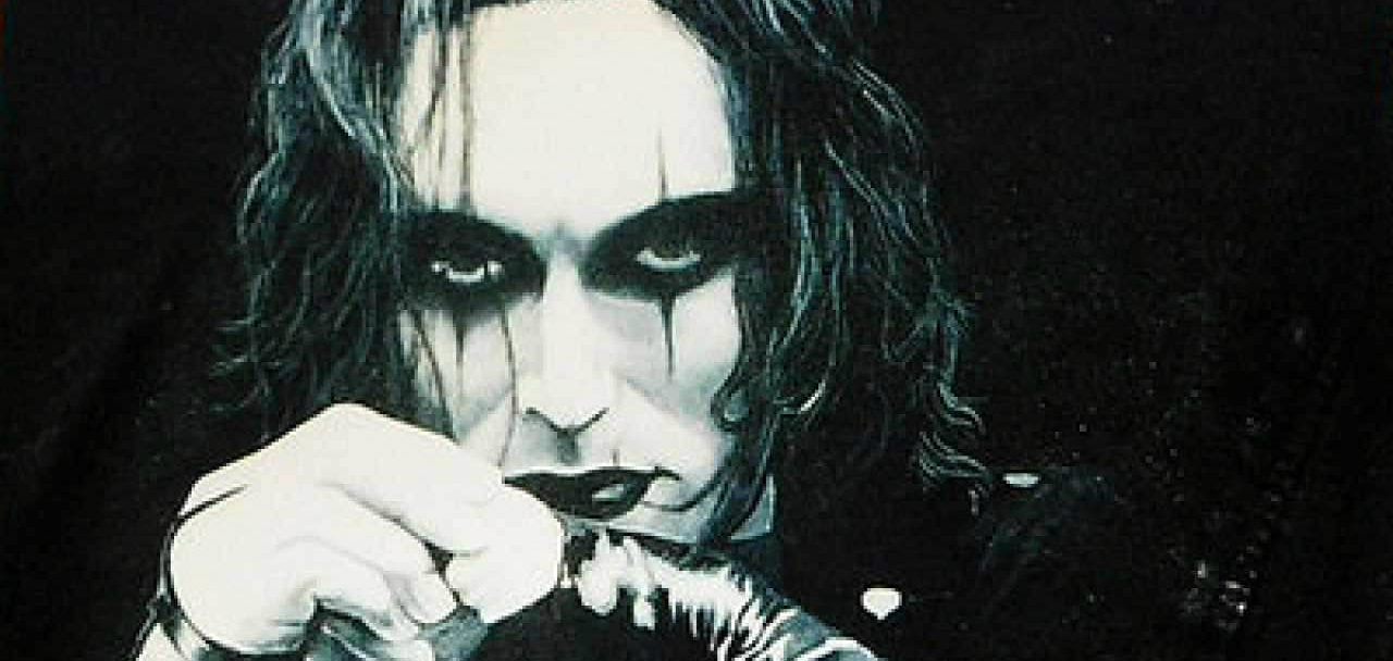 The Crow : Le réalisateur du film original critique le remake