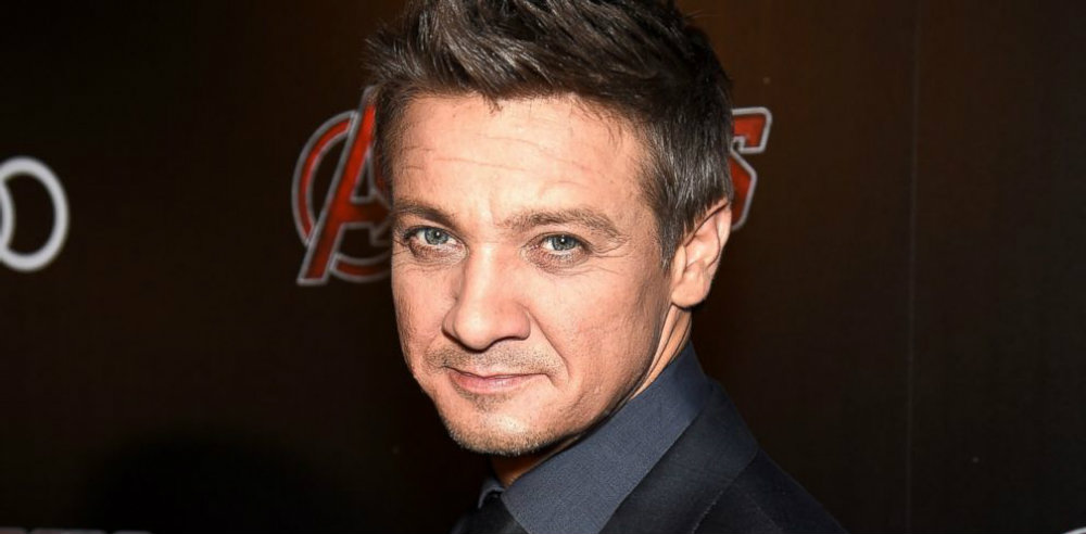 Spawn : Jeremy Renner rejoint Jamie Foxx dans le reboot