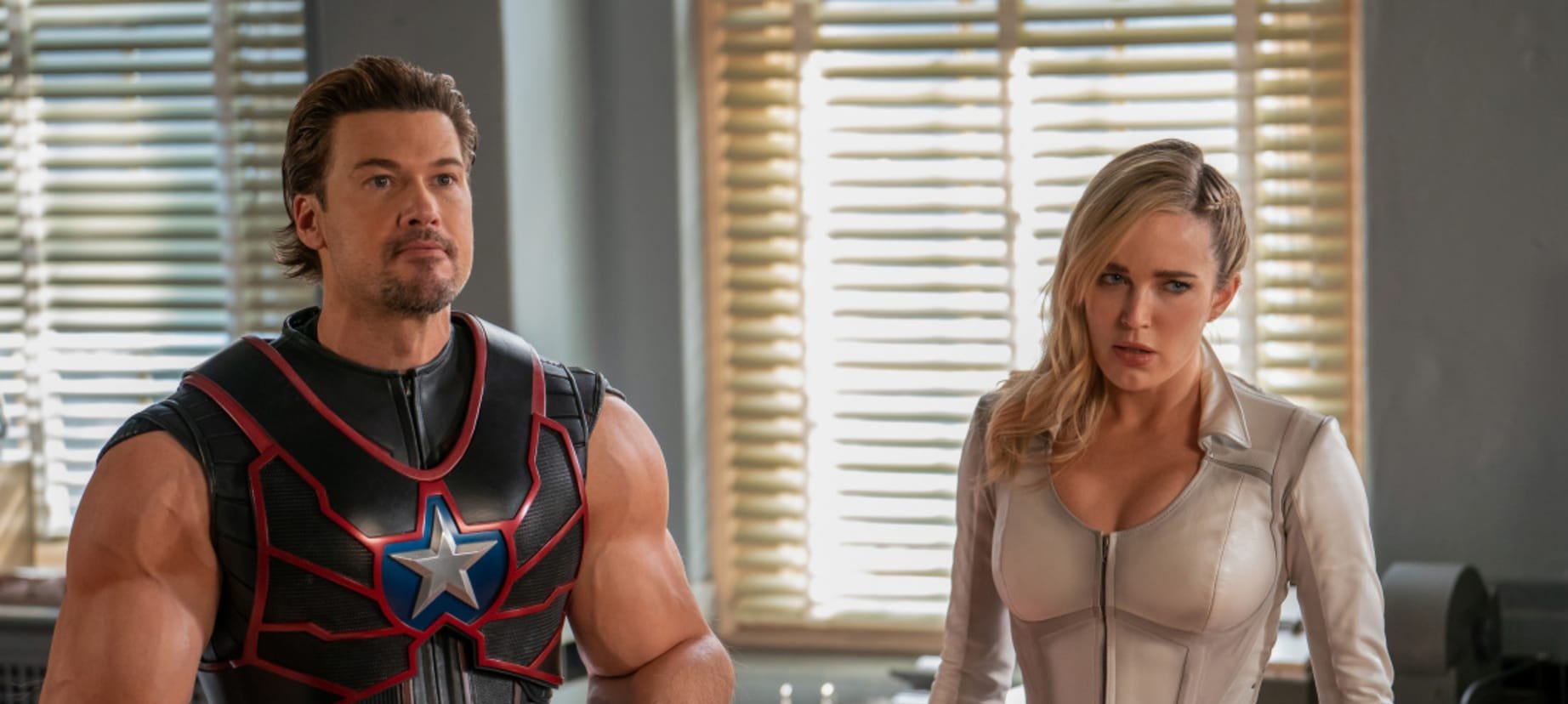 Legends of Tomorrow saison 7 : Des clones robots paranos (Spoilers et ...